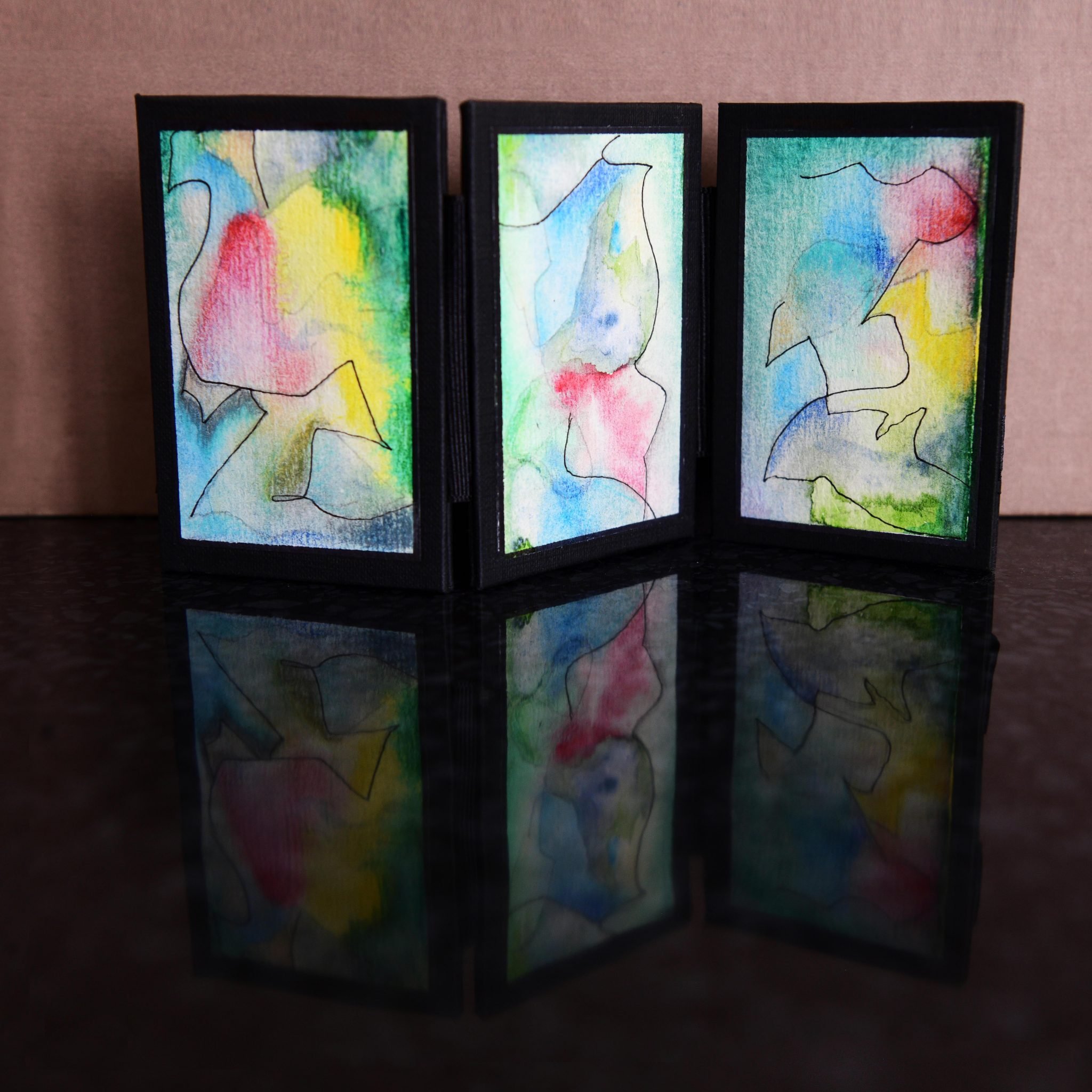 Ribbon hinge accordion fold binding – Canberra Craft Bookbinders' Guild